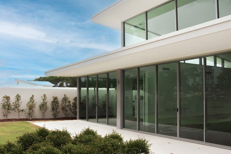 Hamilton Sliding Door – Wintec Systems